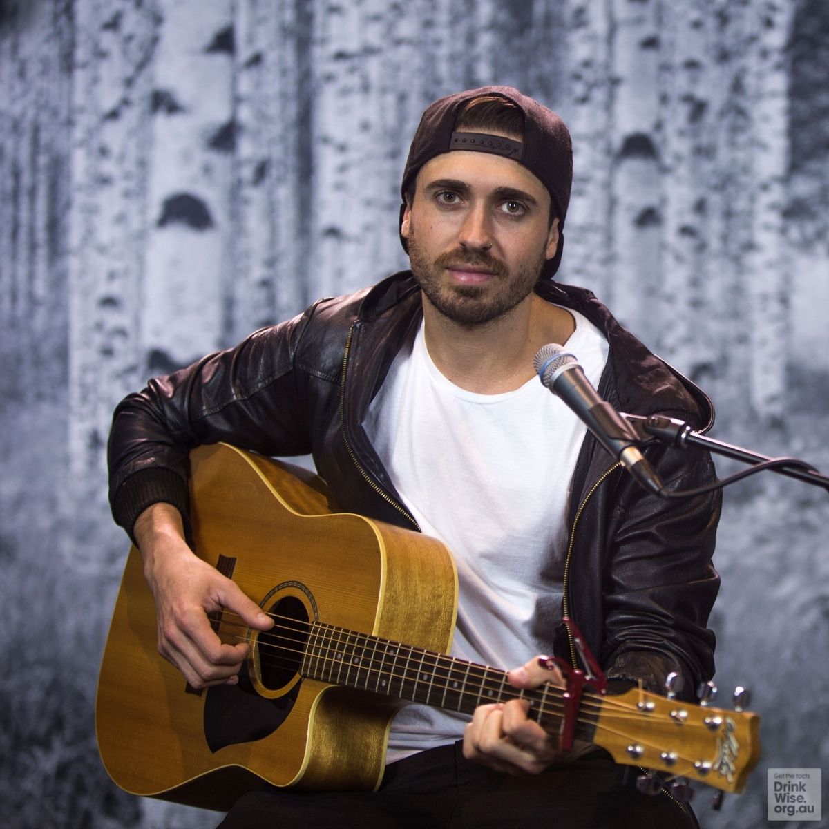 Live Tunes – White Rabbit